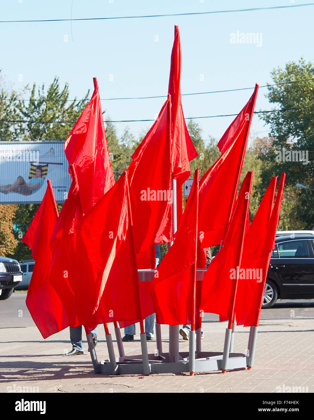 Red ensign flags hi-res stock photography and images - Alamy