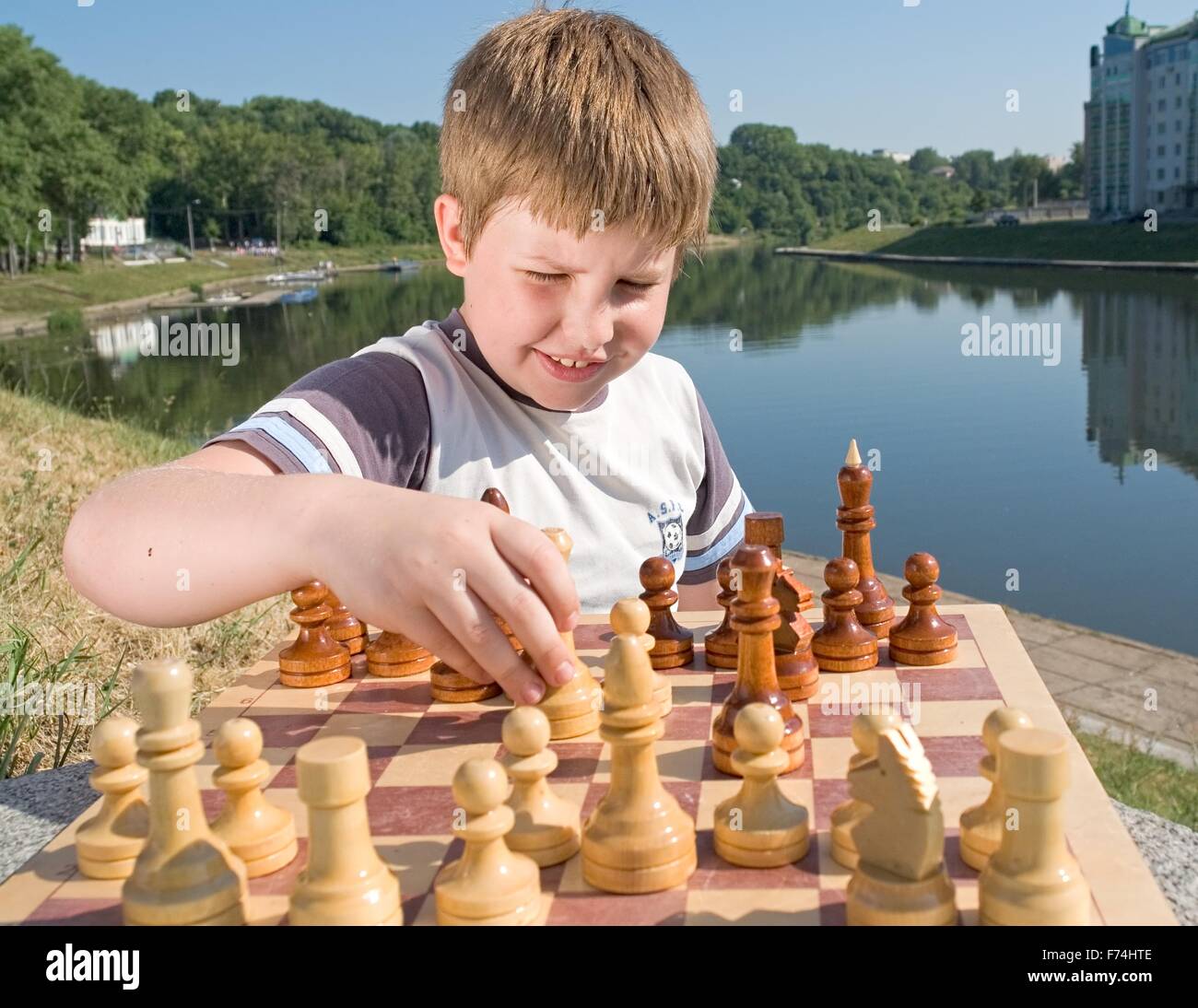 Chess king clothing hi-res stock photography and images - Alamy
