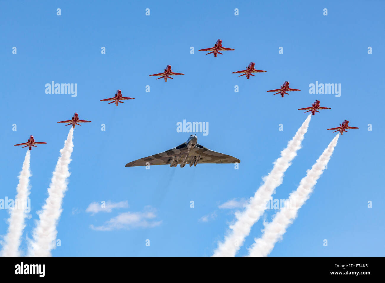 Red arrows with vulcan hi-res stock photography and images - Alamy