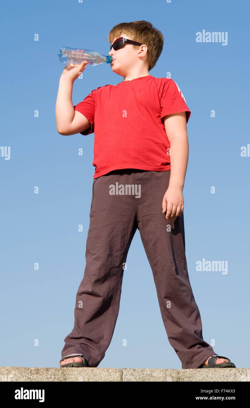 boy drinks water Stock Photo - Alamy