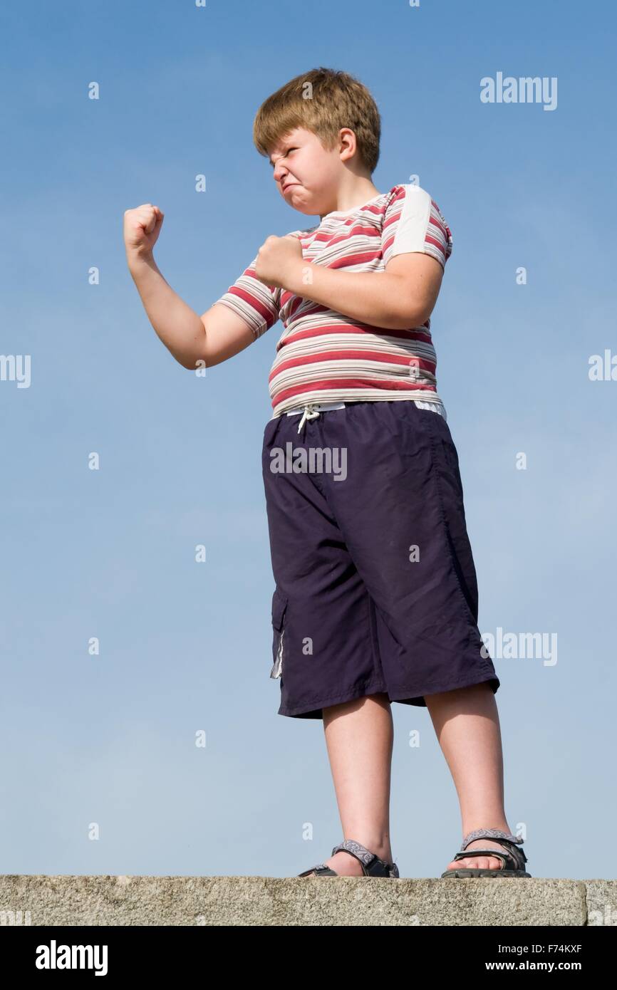 Boys fighter hi-res stock photography and images - Alamy