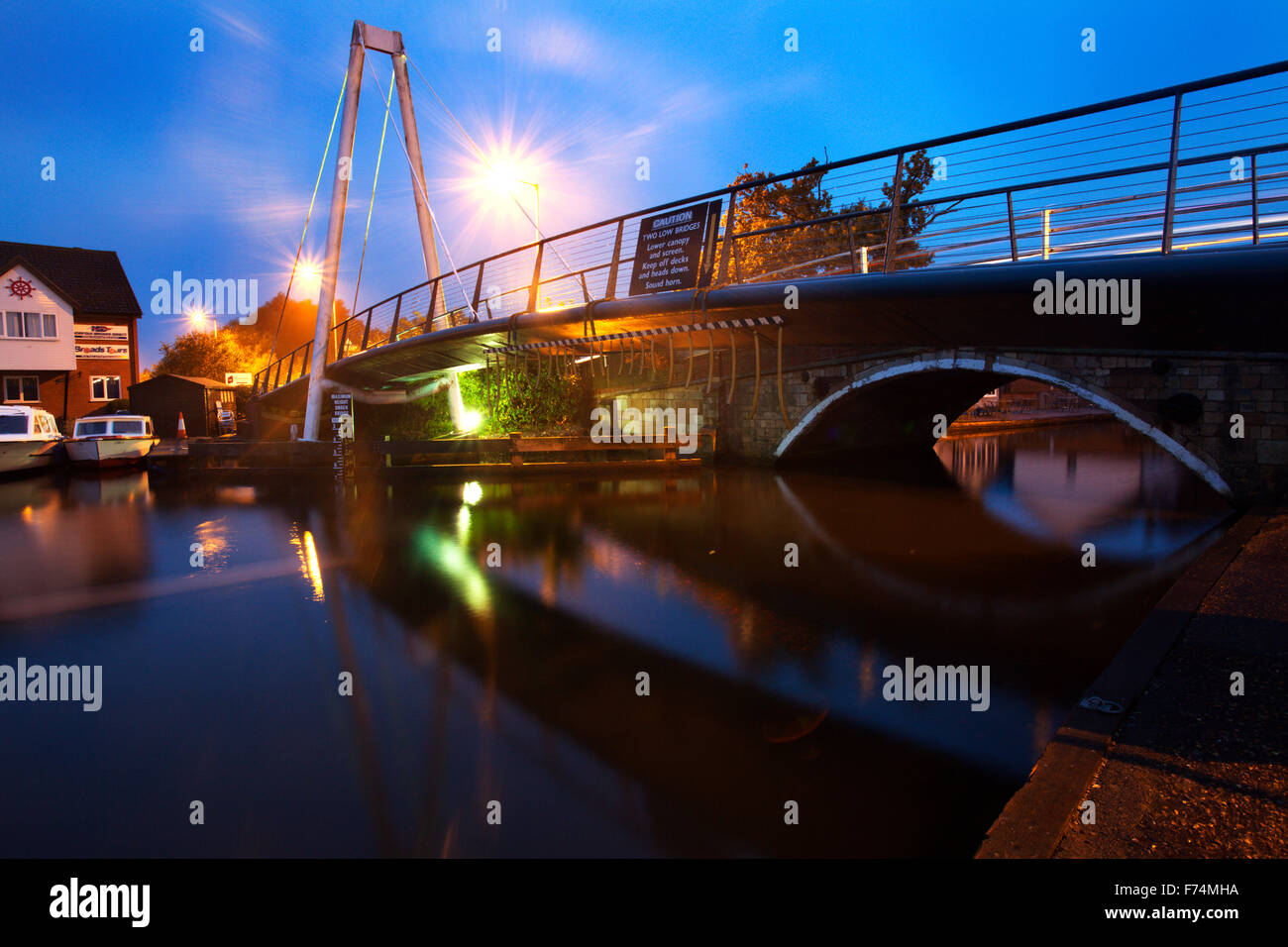 Wroxham Bridge at Dawn Hoveton and Wroxham Norfolk England Stock Photo ...