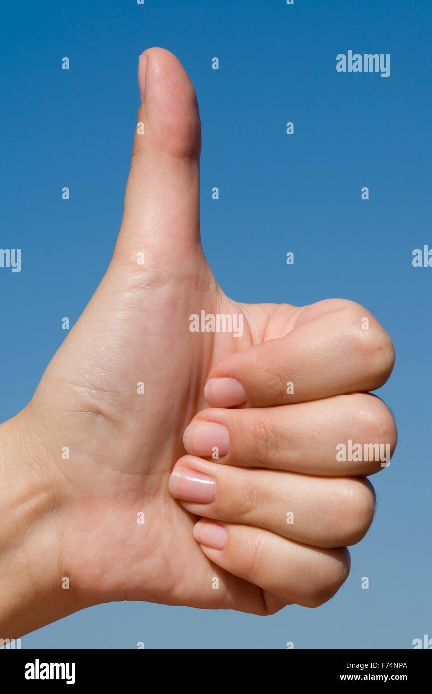 Human thumbs hi-res stock photography and images - Alamy