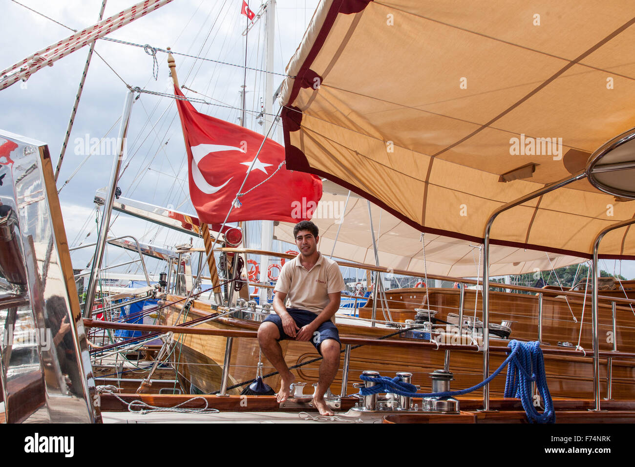 Dogan hi-res stock photography and images - Alamy