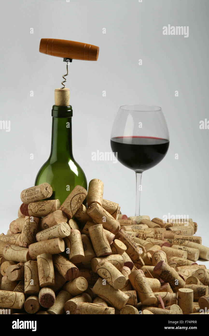 Corks falling hi-res stock photography and images - Alamy