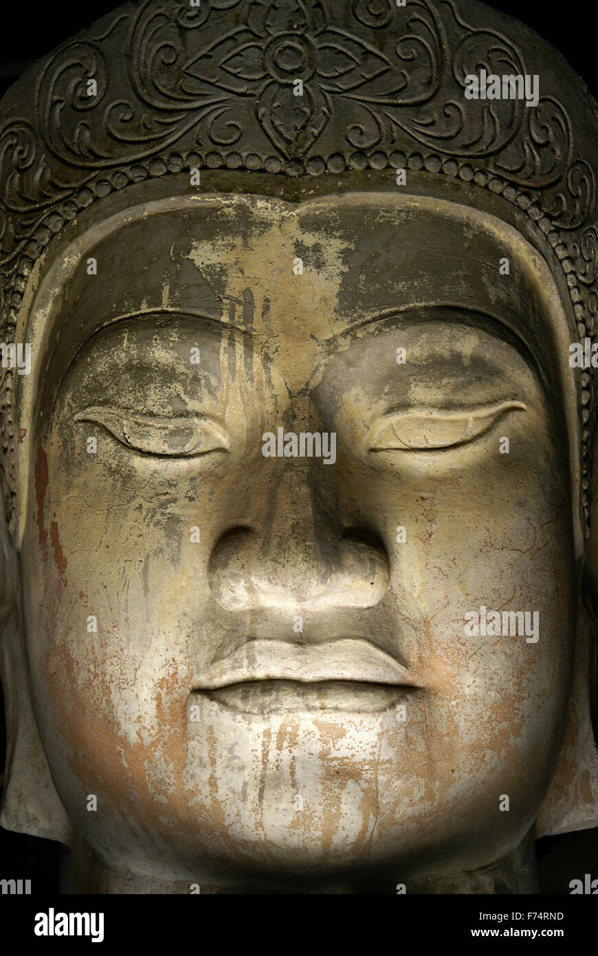 Asian statue facial closeup Stock Photo - Alamy