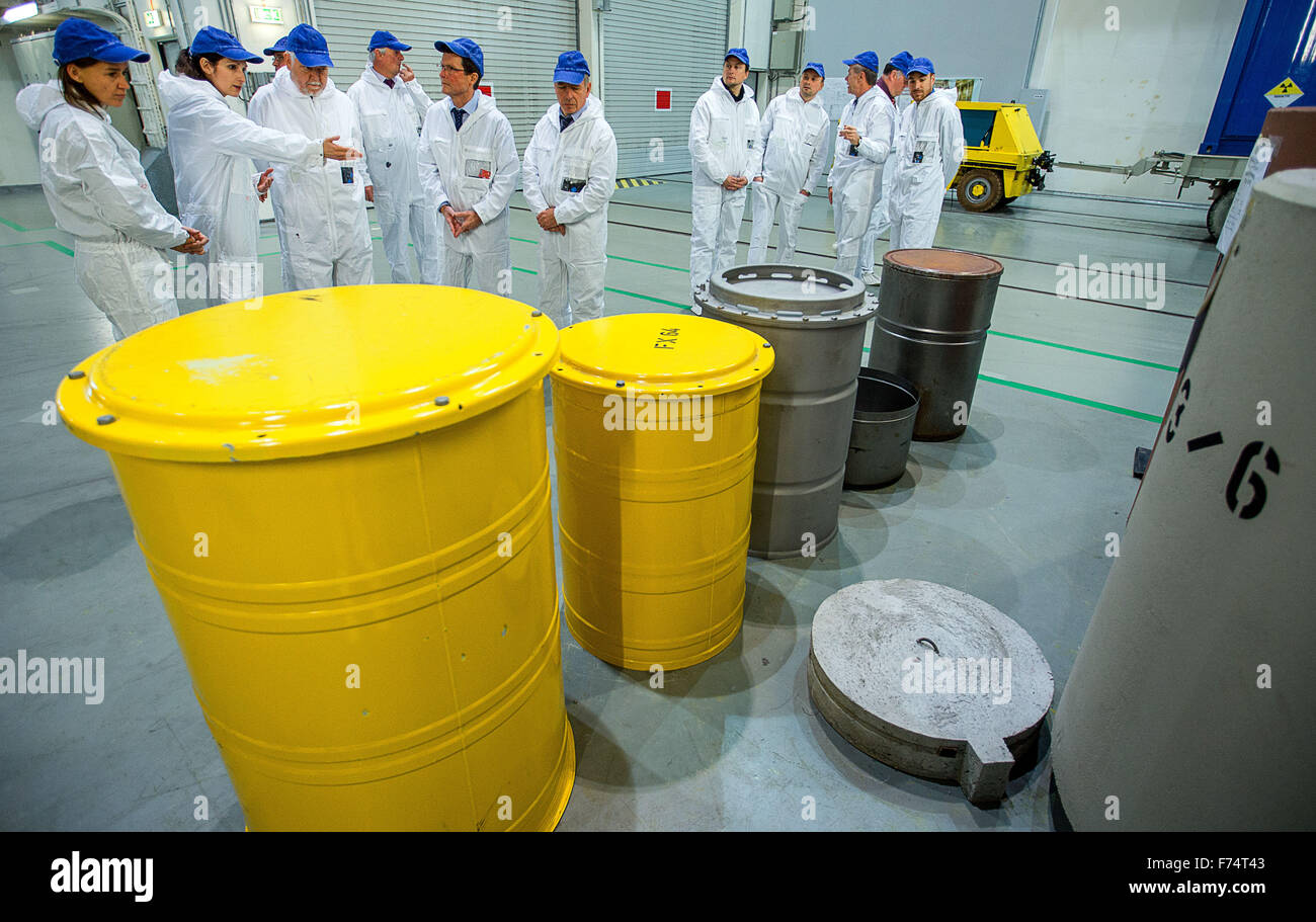 Radioactive waste storage facility hi-res stock photography and images ...