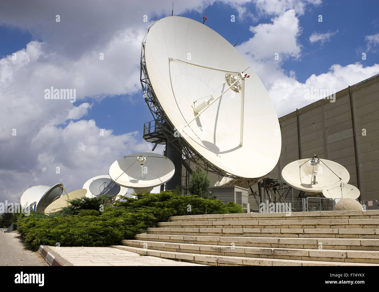 Nasa satellite television hi-res stock photography and images - Alamy