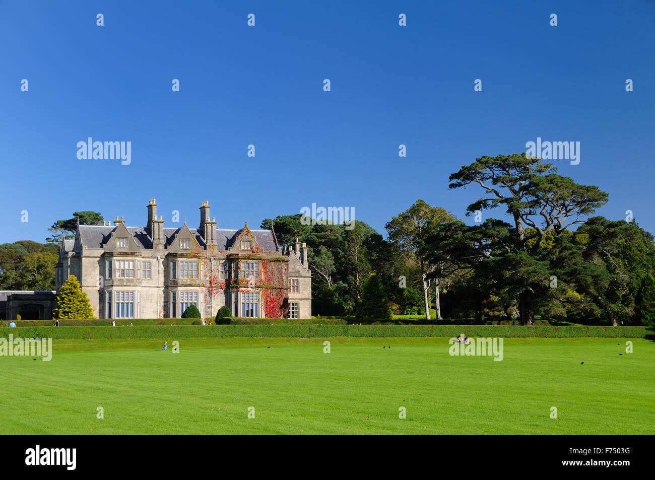 Muckross house and garden hi-res stock photography and images - Alamy