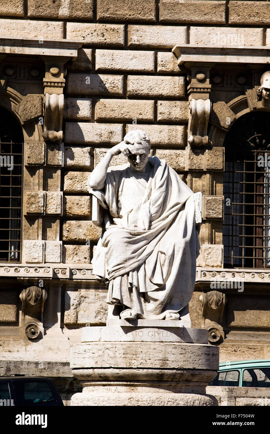 Statue in Rome Stock Photo - Alamy