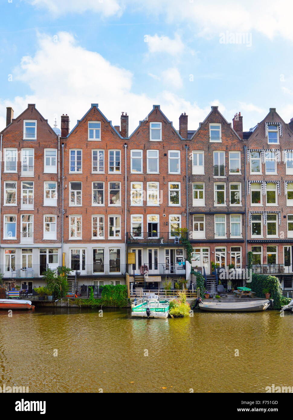 Dutch houses canal amsterdam hi-res stock photography and images - Alamy