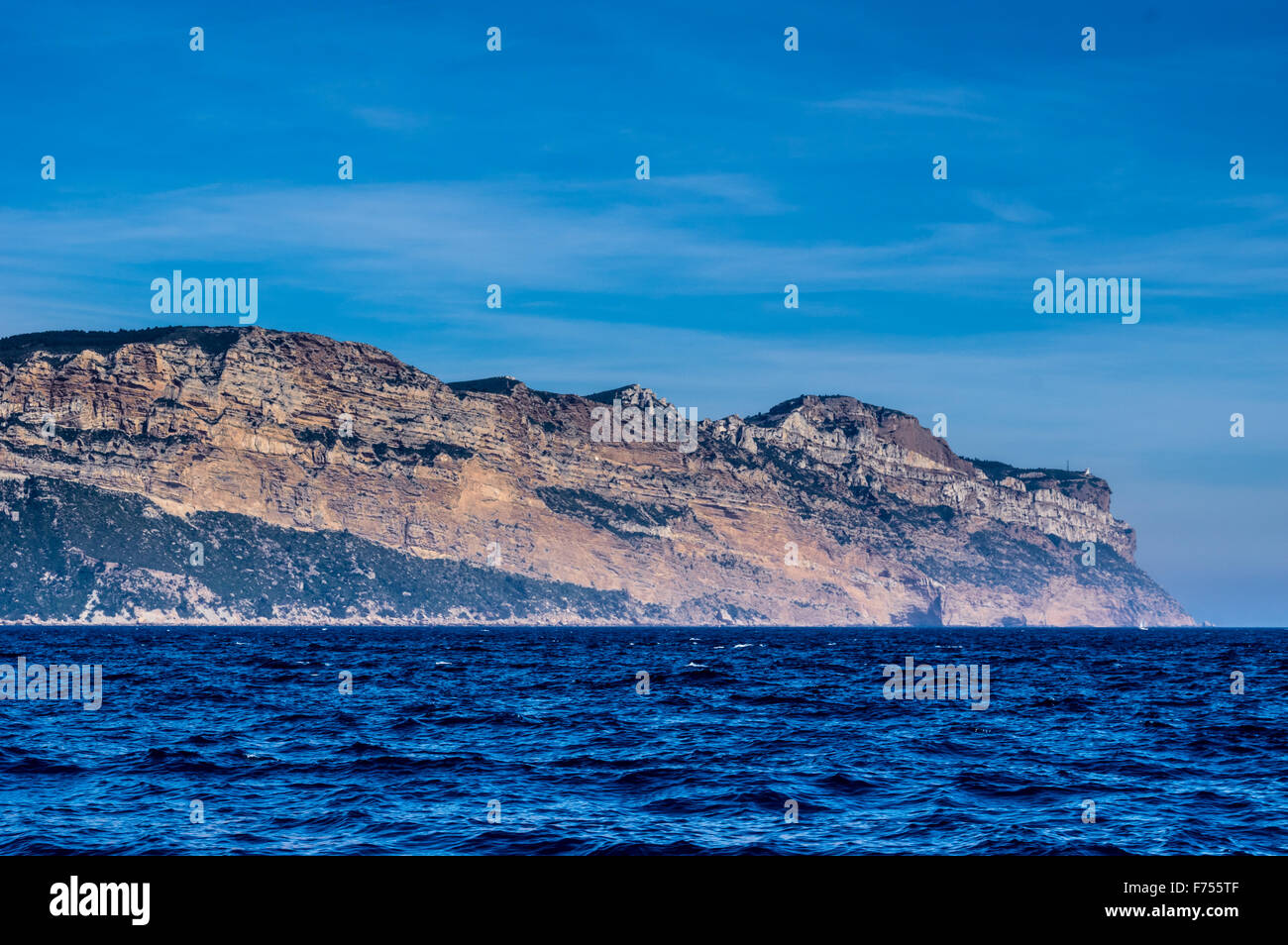 Cassis rocks boat trip Stock Photo - Alamy