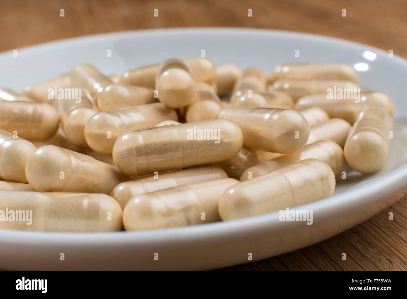 Closeup medicine pills hi-res stock photography and images - Alamy