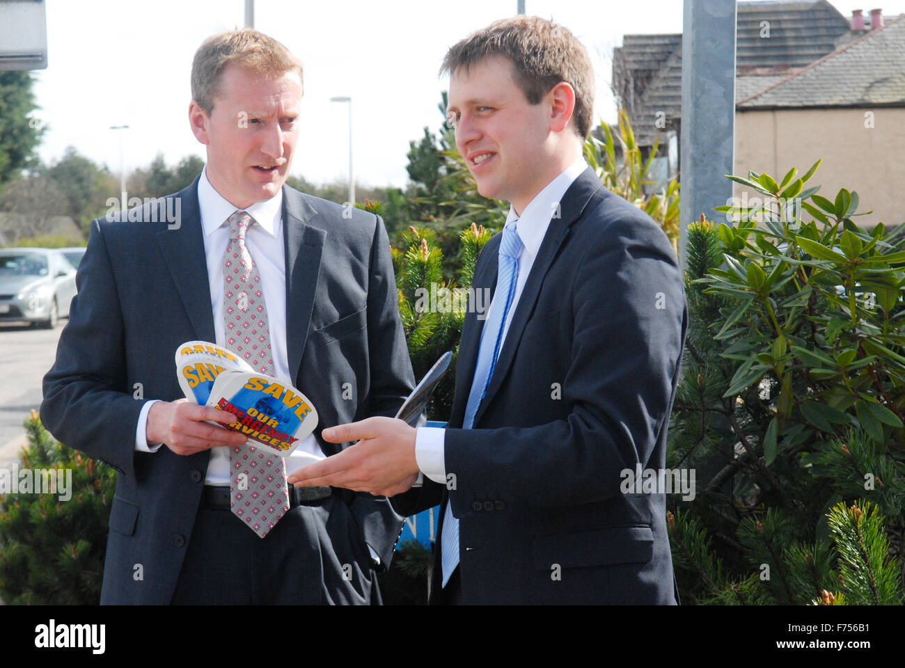 Tavish Scott MSP, leader of Scottish Liberal Democrats, campaigns with ...