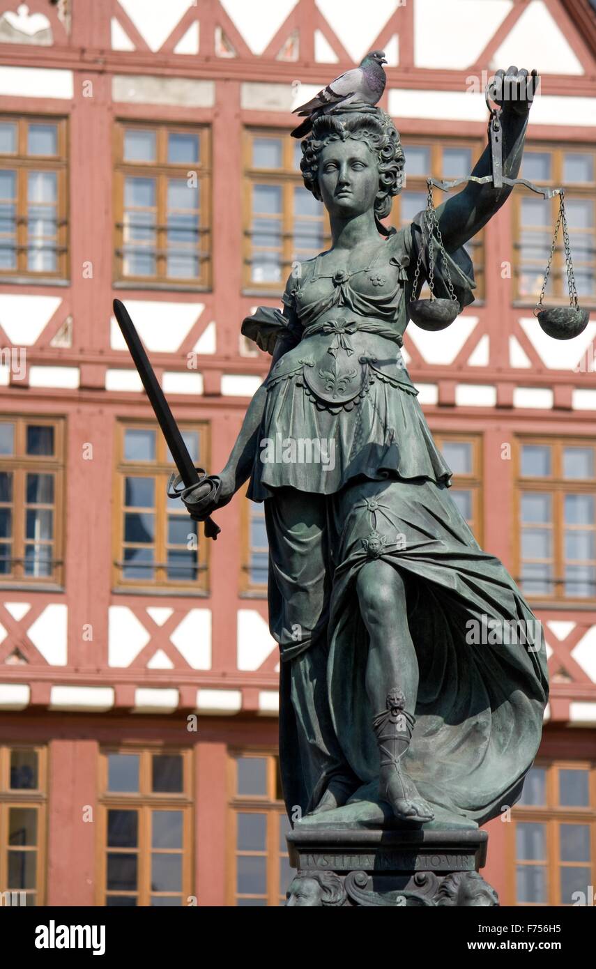 Statue of Lady Justice Stock Photo - Alamy