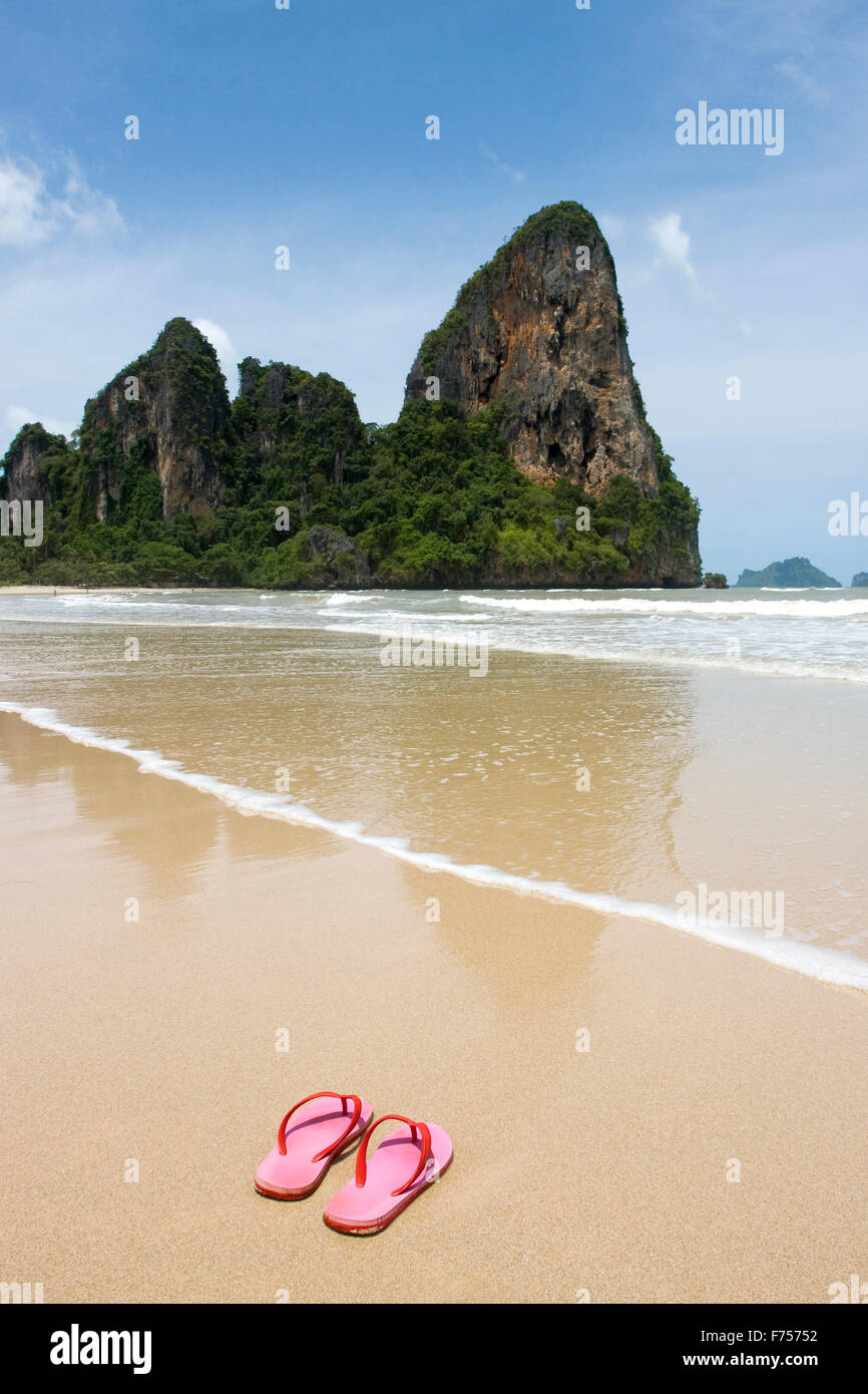 Feet flip flop hi-res stock photography and images - Alamy