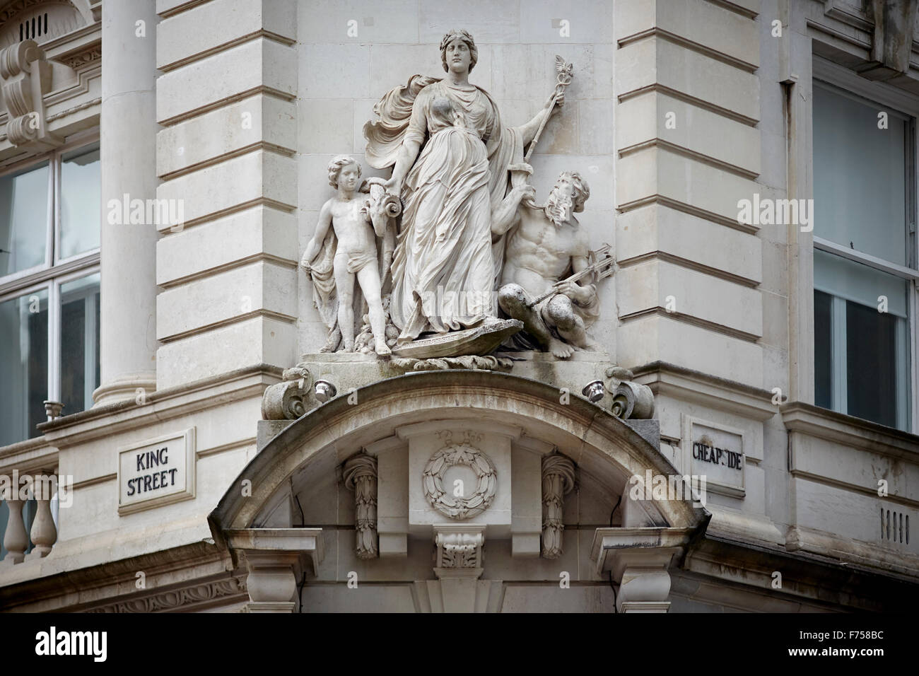 The old lloyds Tsb bank on King Street Manchester Statue roman cherub ...