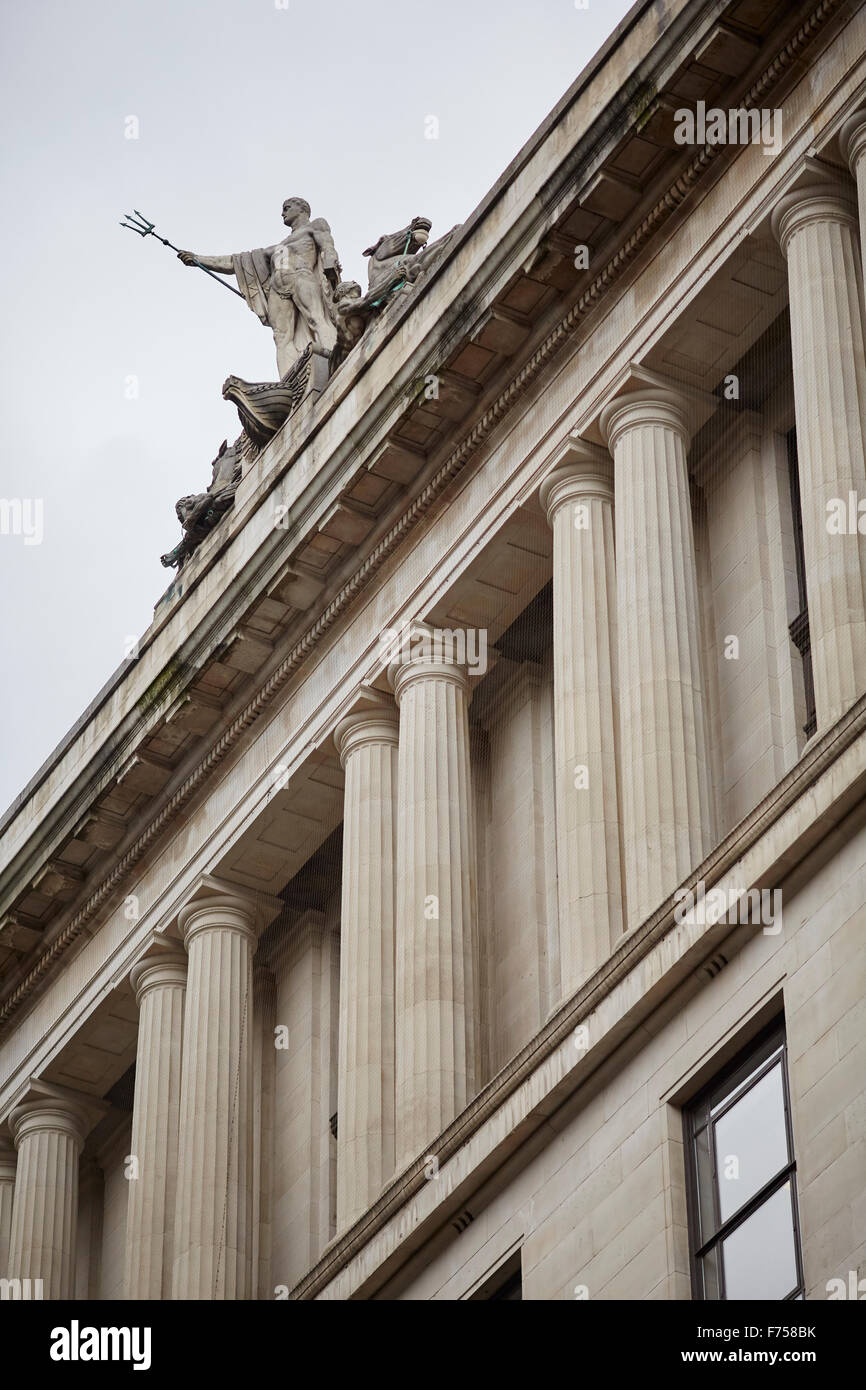 Manchester king Street roof detail Stock Photo - Alamy