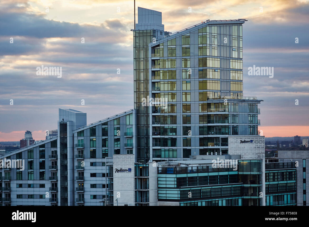 Radisson Hotel Rooftop High Resolution Stock Photography and Images - Alamy
