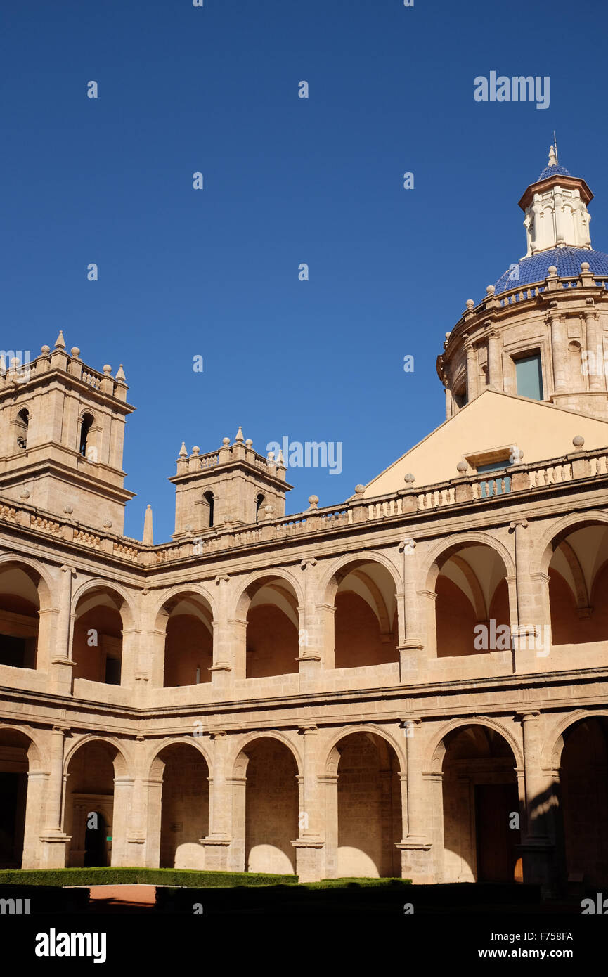 Library valencia hi-res stock photography and images - Alamy