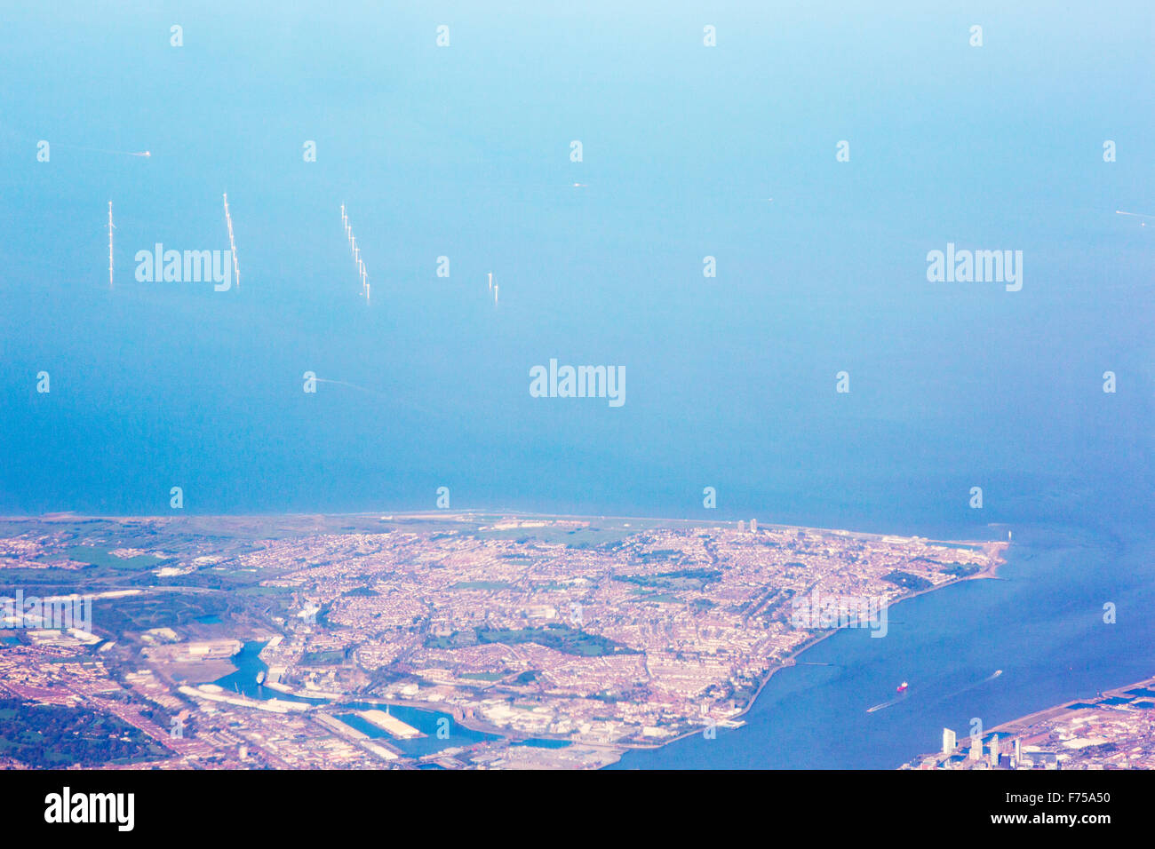 The Burbo Bank offshore wind farm off the Wirral penunsular, with the ...