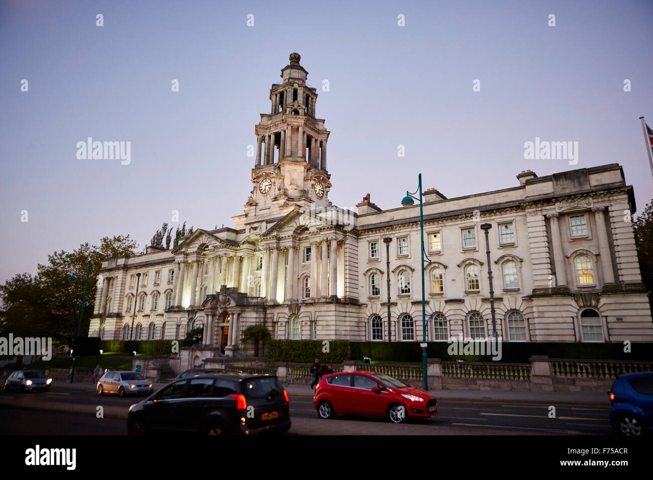 Cheshire stockport town hall clock hi-res stock photography and images ...