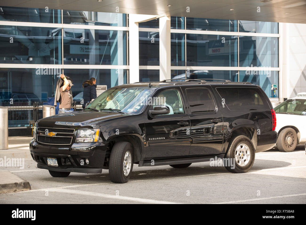shuttle buses at JFK airport, New York Stock Photo - Alamy
