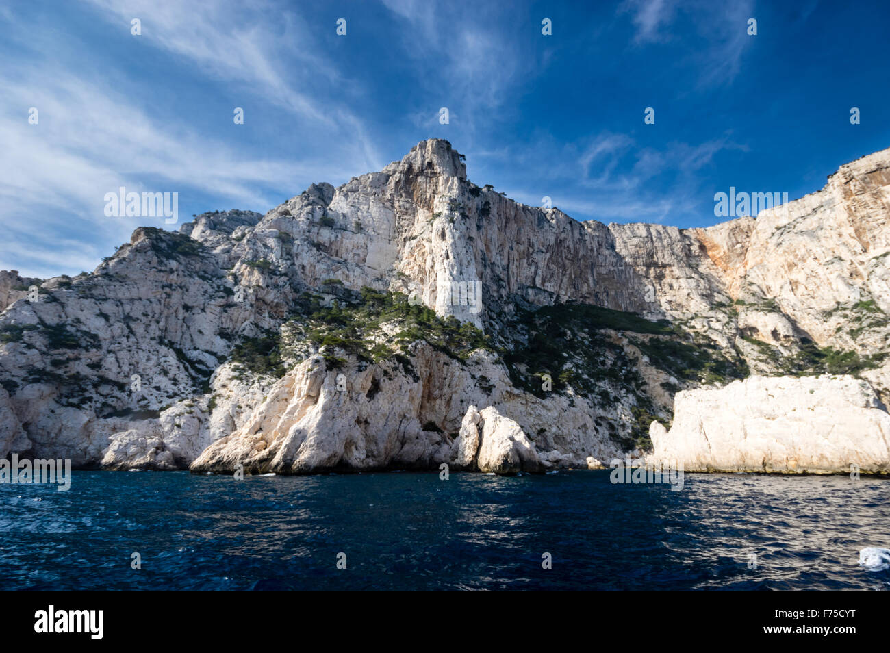 Cassis rocks boat trip Stock Photo - Alamy