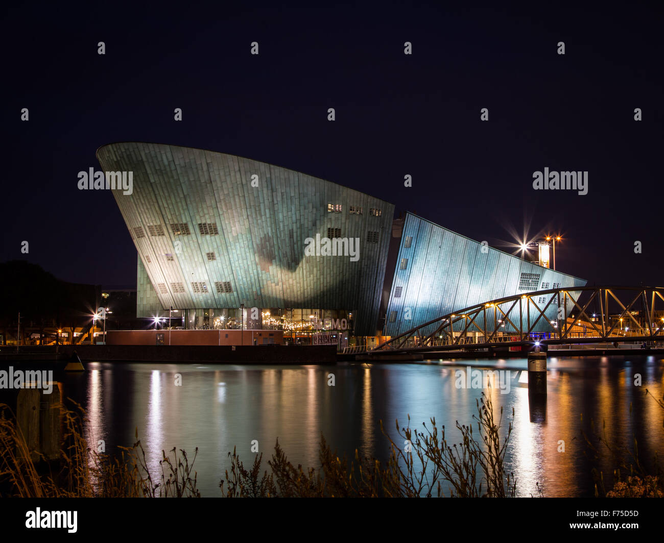 Science Center Nemo at night in Amsterdam Holland Stock Photo - Alamy