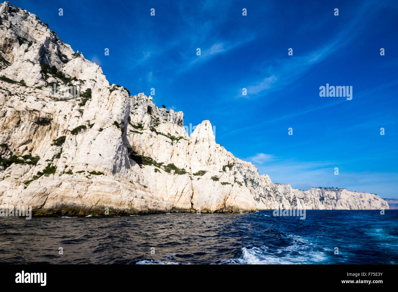 Cassis rocks boat trip Stock Photo - Alamy