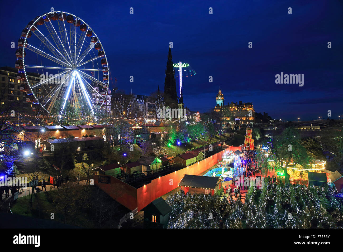 The beautiful Edinburgh German Christmas market in East Princes Street ...