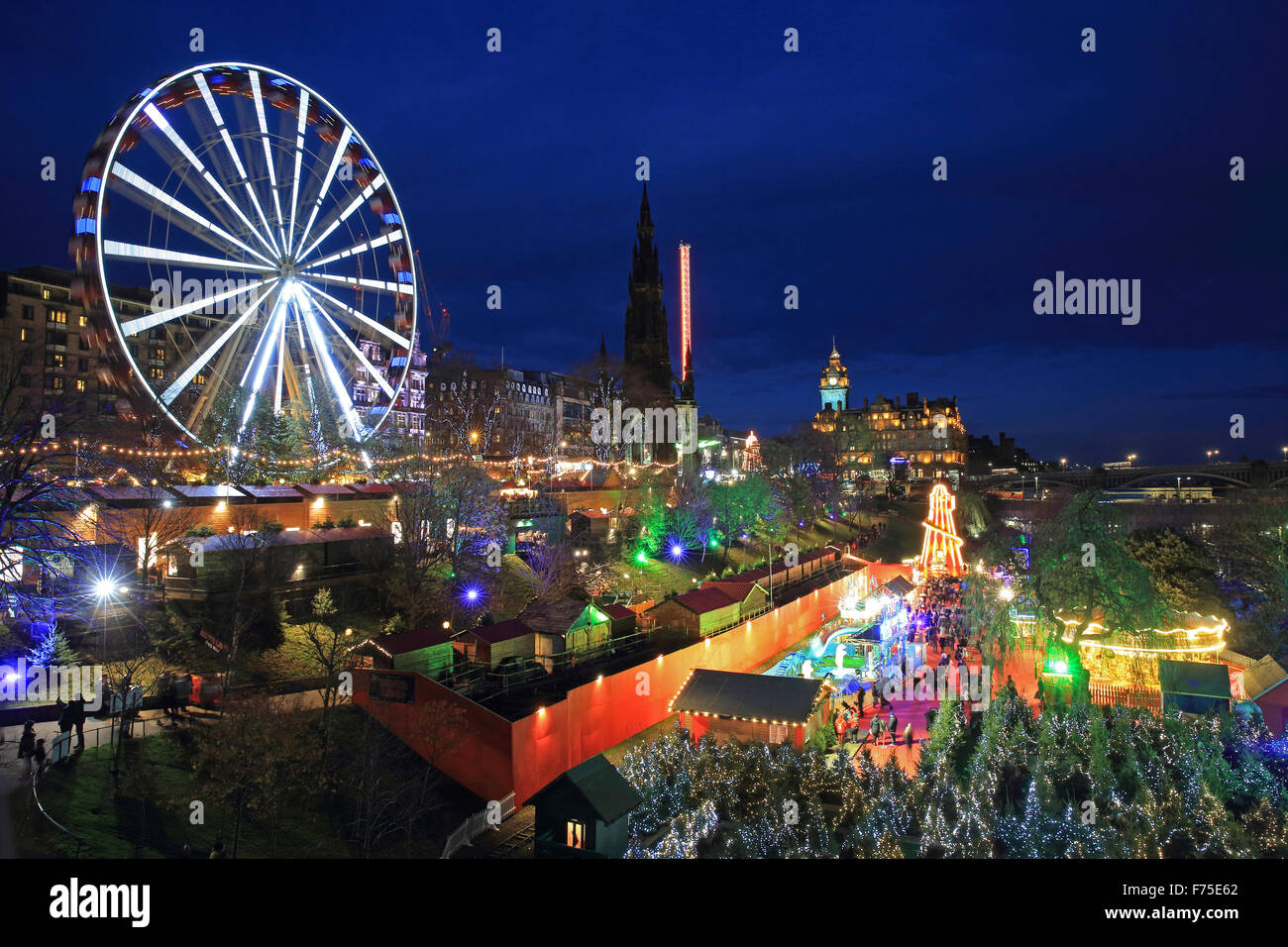 The beautiful Edinburgh German Christmas market in East Princes Street ...