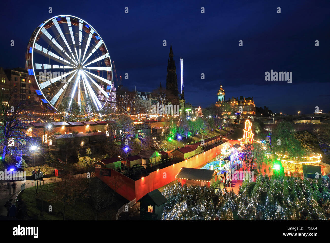 The beautiful Edinburgh German Christmas market in East Princes Street ...