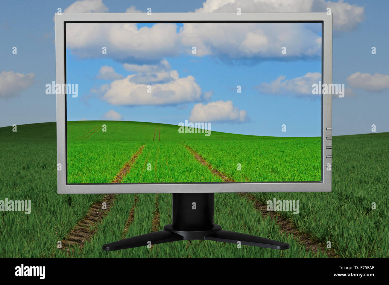 Clouds green screen hi-res stock photography and images - Alamy