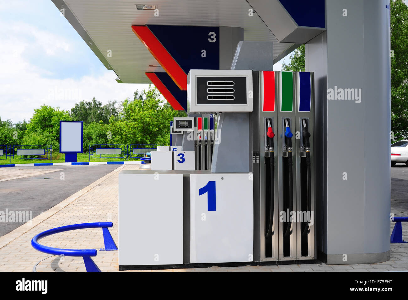 Benzene station hi-res stock photography and images - Alamy