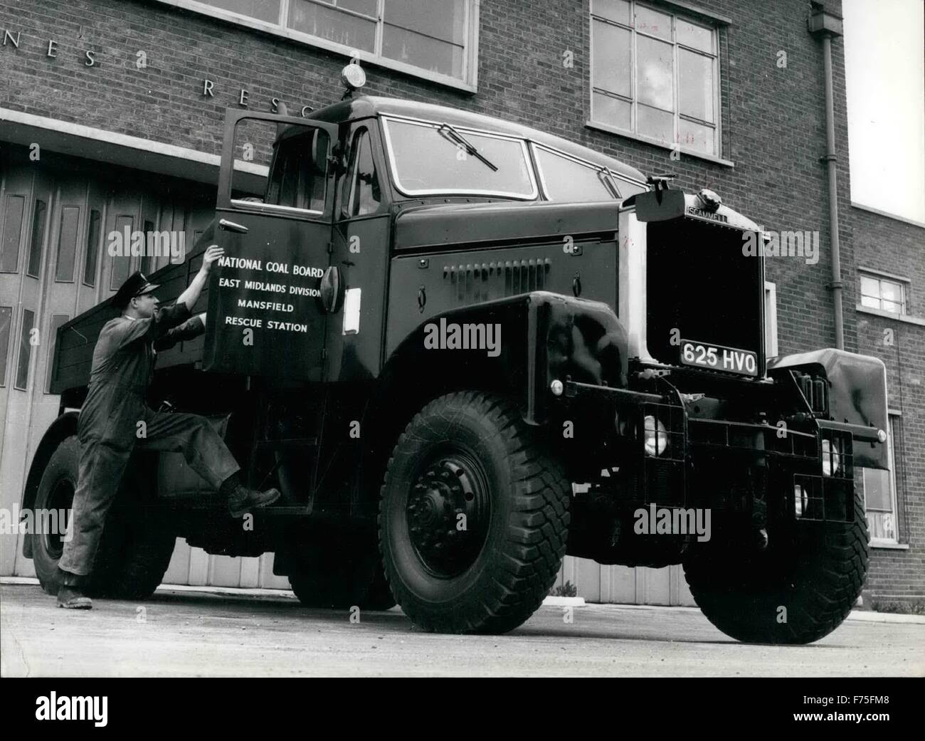 1955 - The rescue van all ready to speed off to the scene of disaster ...
