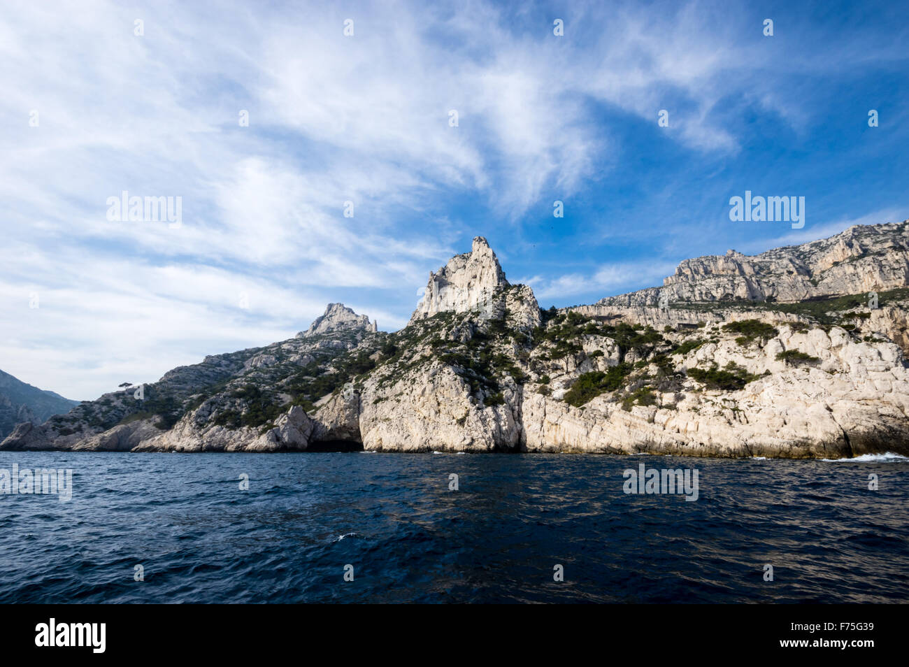 Cassis rocks boat trip Stock Photo - Alamy