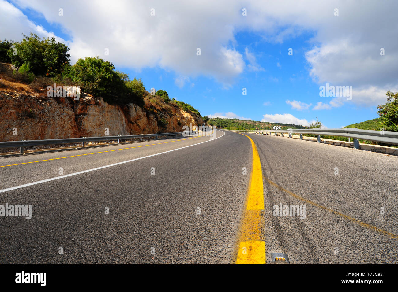 Clouds direction hi-res stock photography and images - Alamy