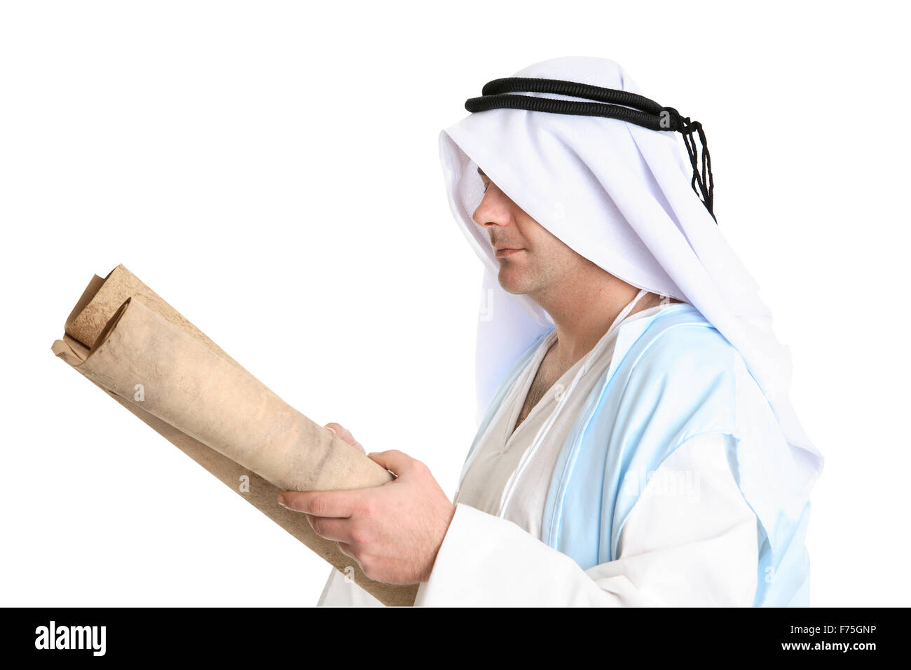 Ancient torah jewish scroll hi-res stock photography and images - Alamy