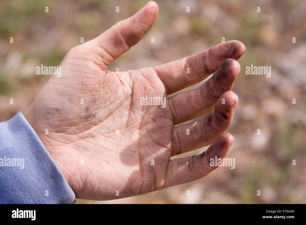 Dirty hand hi-res stock photography and images - Alamy