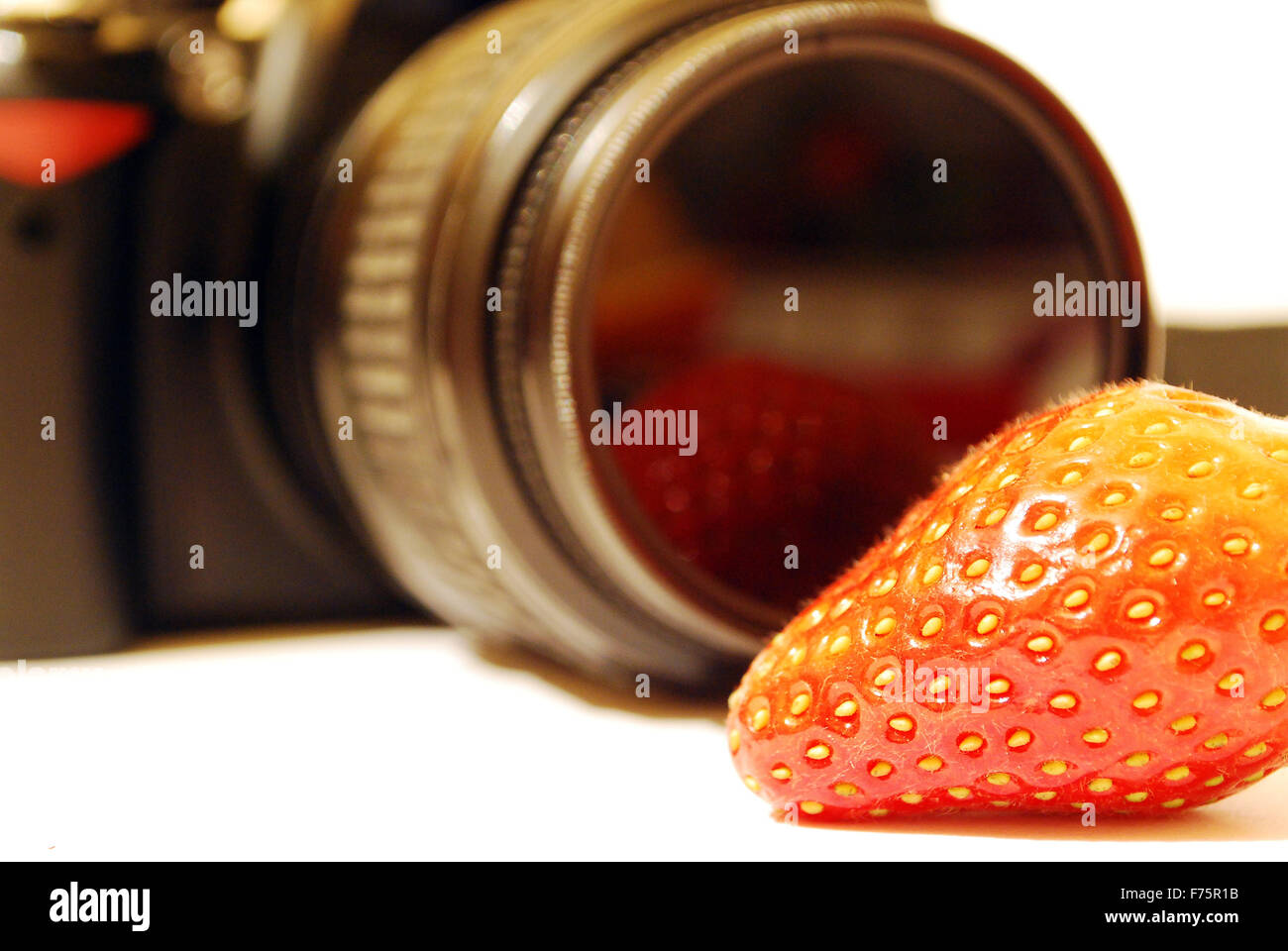 Fresh strawberry photo hi-res stock photography and images - Alamy