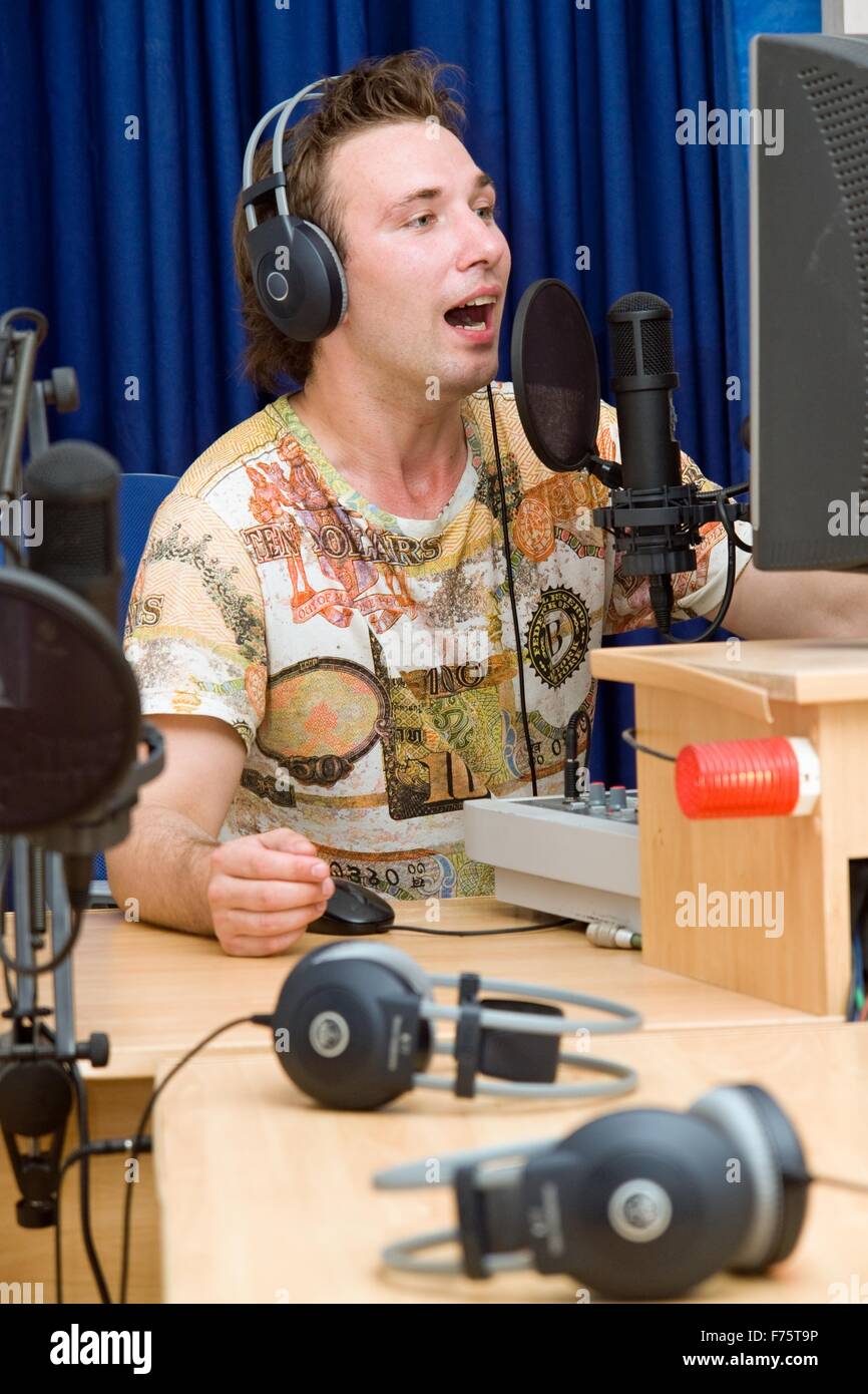 Radio disco hi-res stock photography and images - Alamy