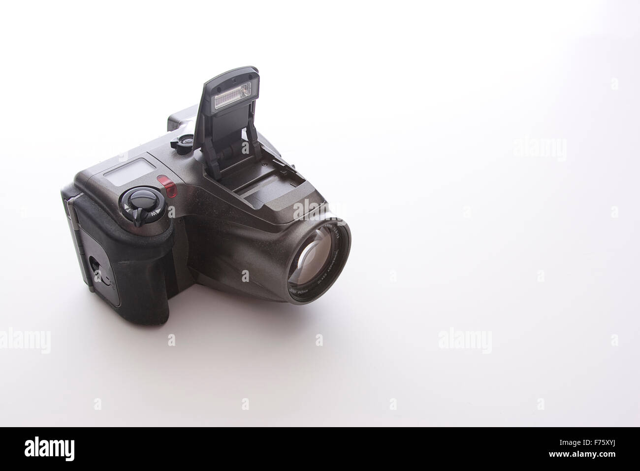 Old canon camera hi-res stock photography and images - Alamy