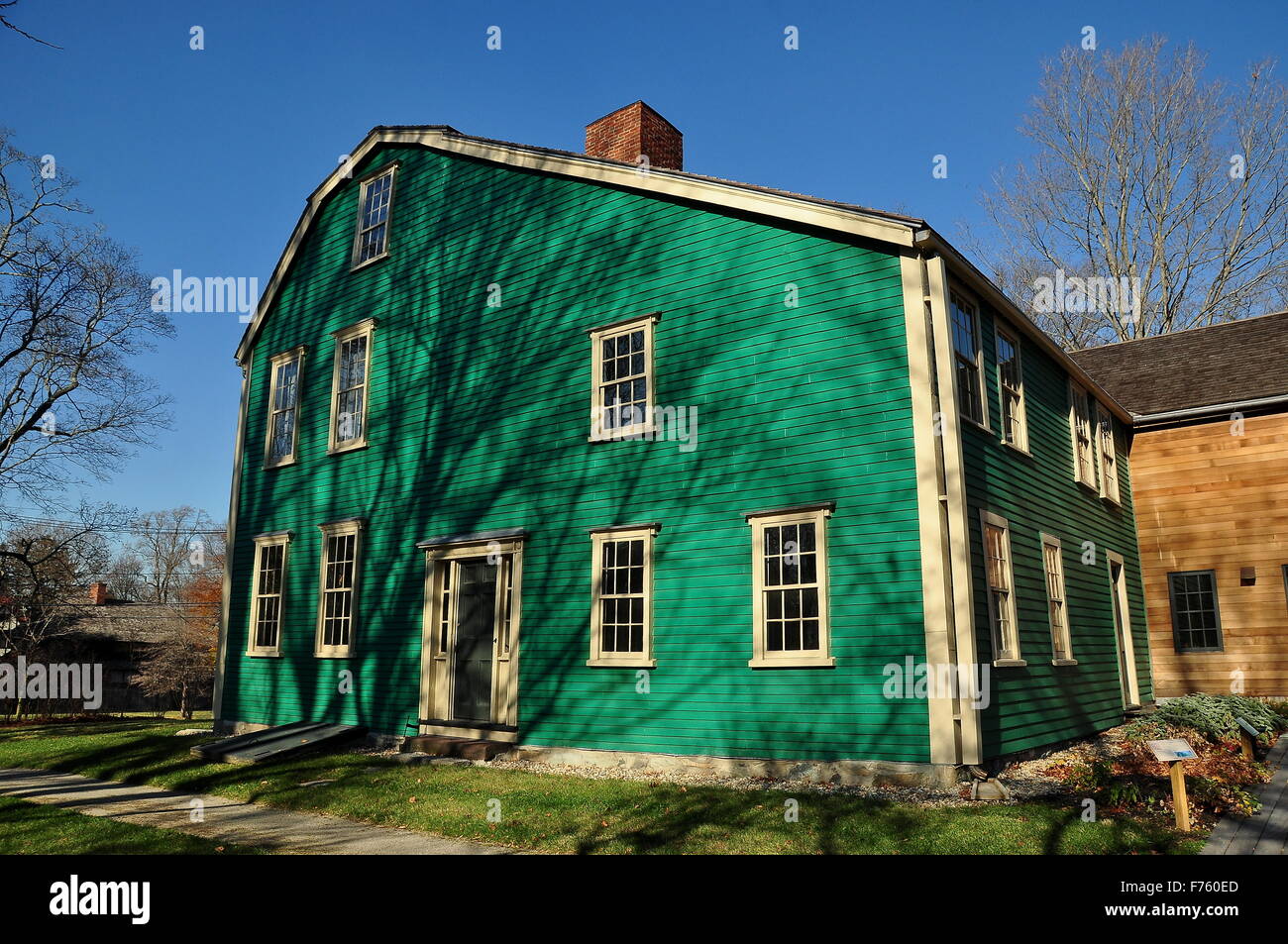 Newton, Massachusetts: 1734 colonial-era saltbox Durant-Kenrick House ...