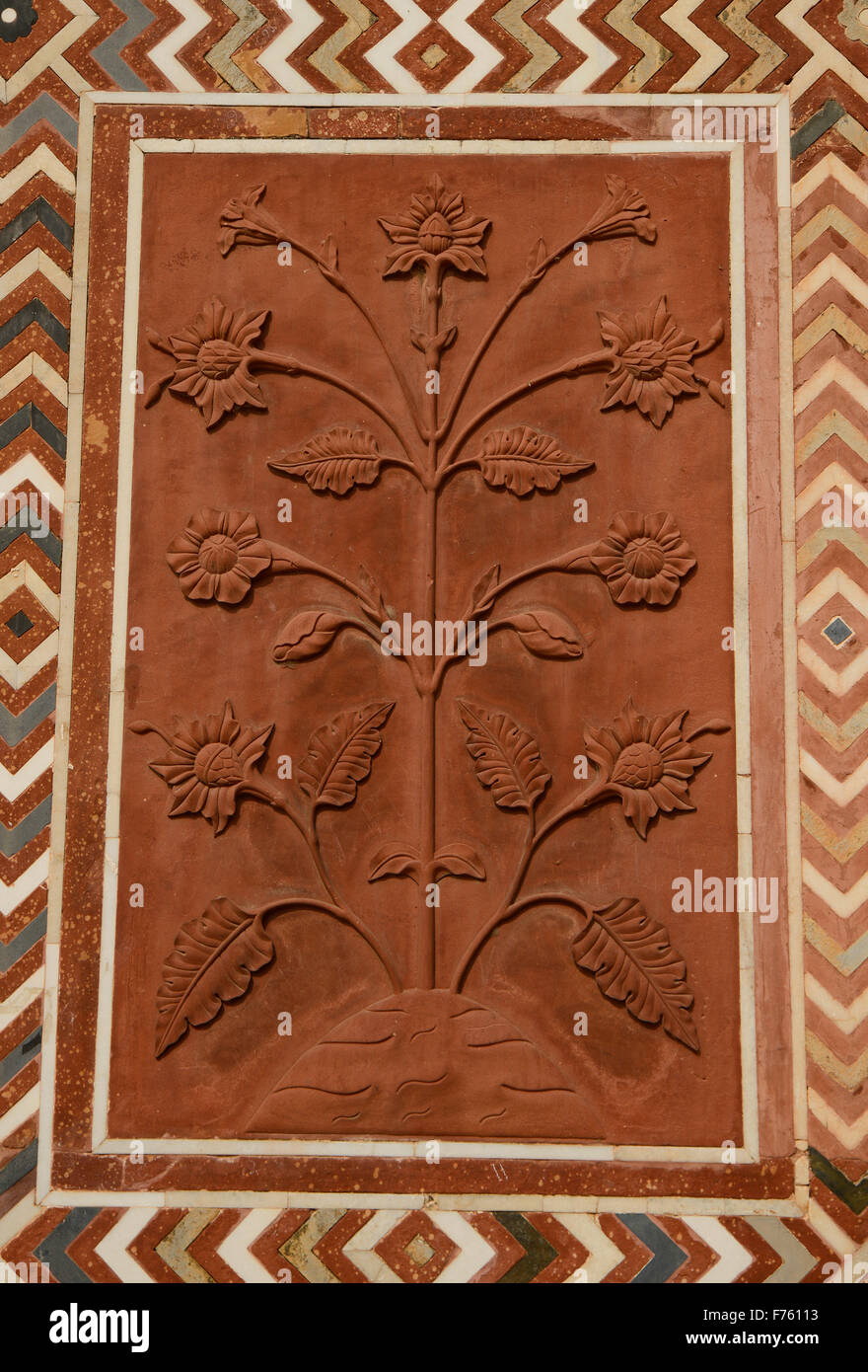 Taj mahal floral design hi-res stock photography and images - Alamy