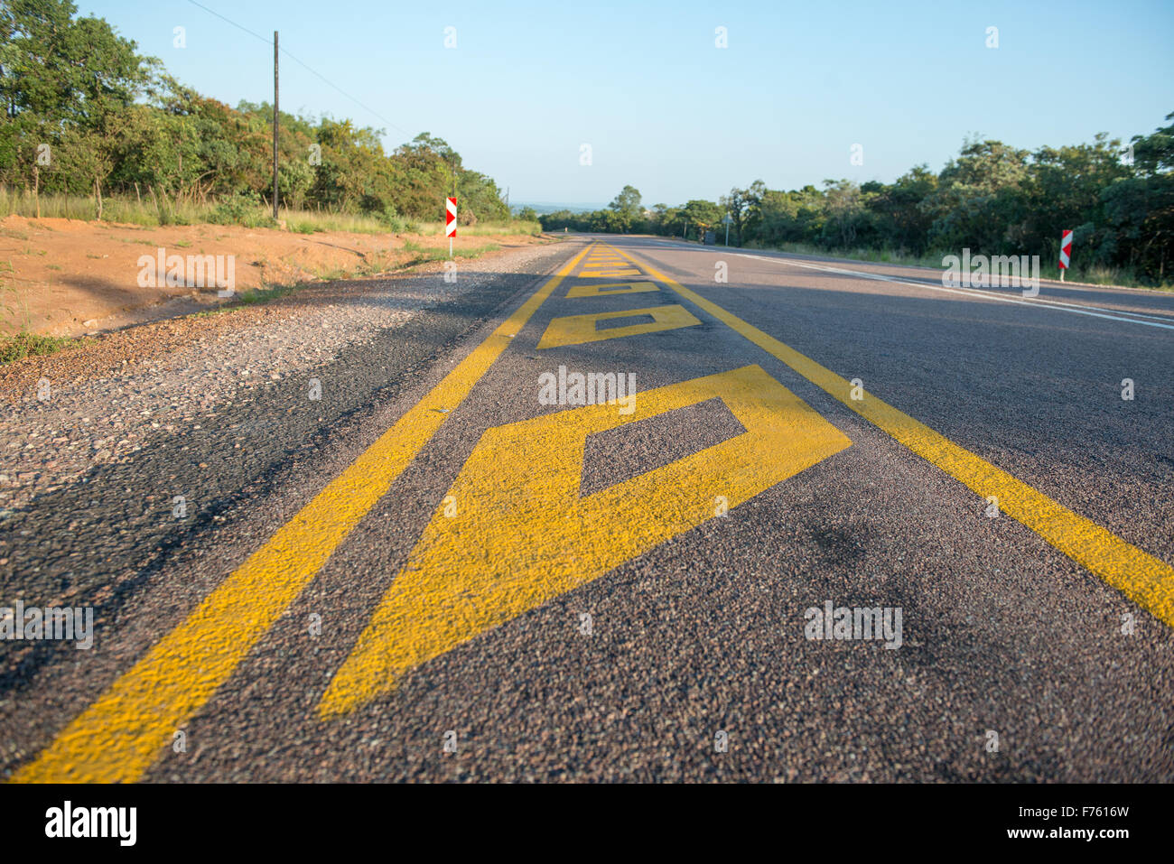 Lephalale , South Africa - road markings Stock Photo - Alamy