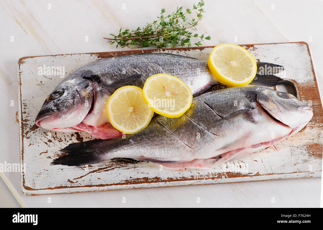 Raw dorado fish hi-res stock photography and images - Alamy