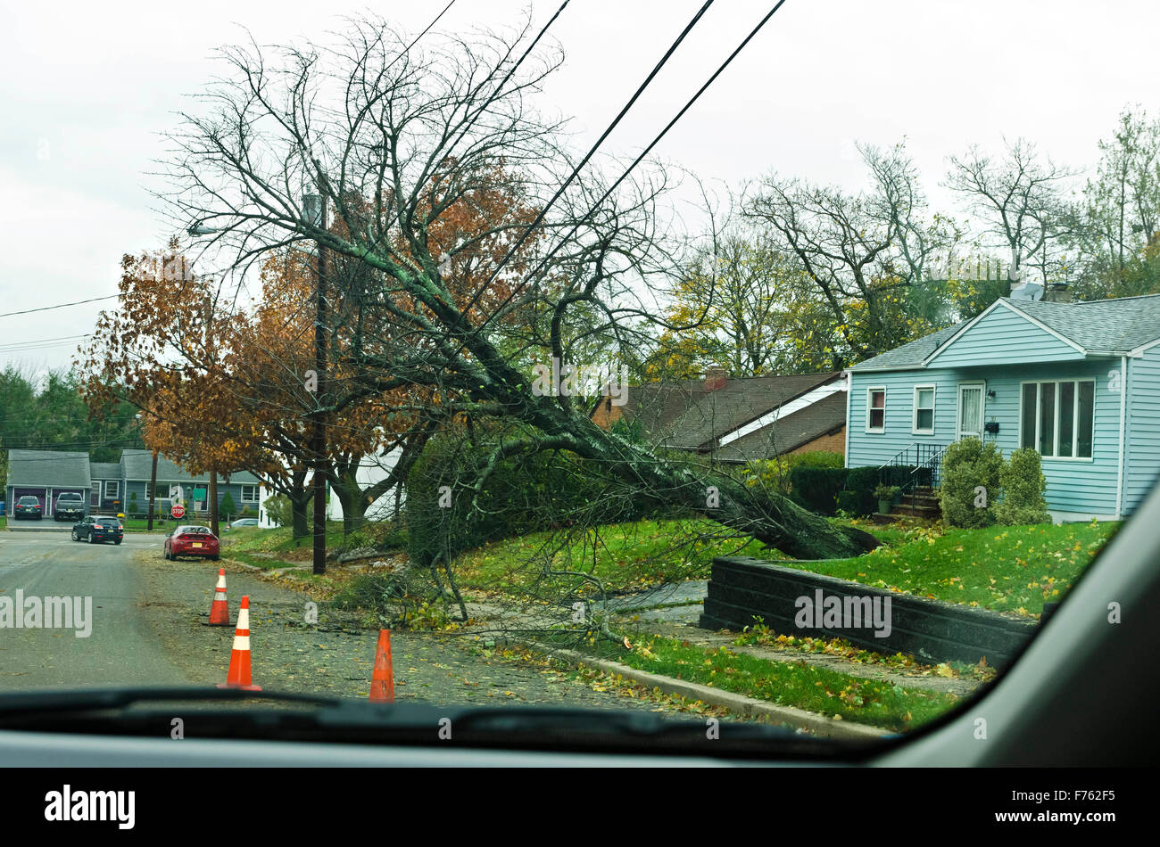 Hurricane storm hi-res stock photography and images - Alamy