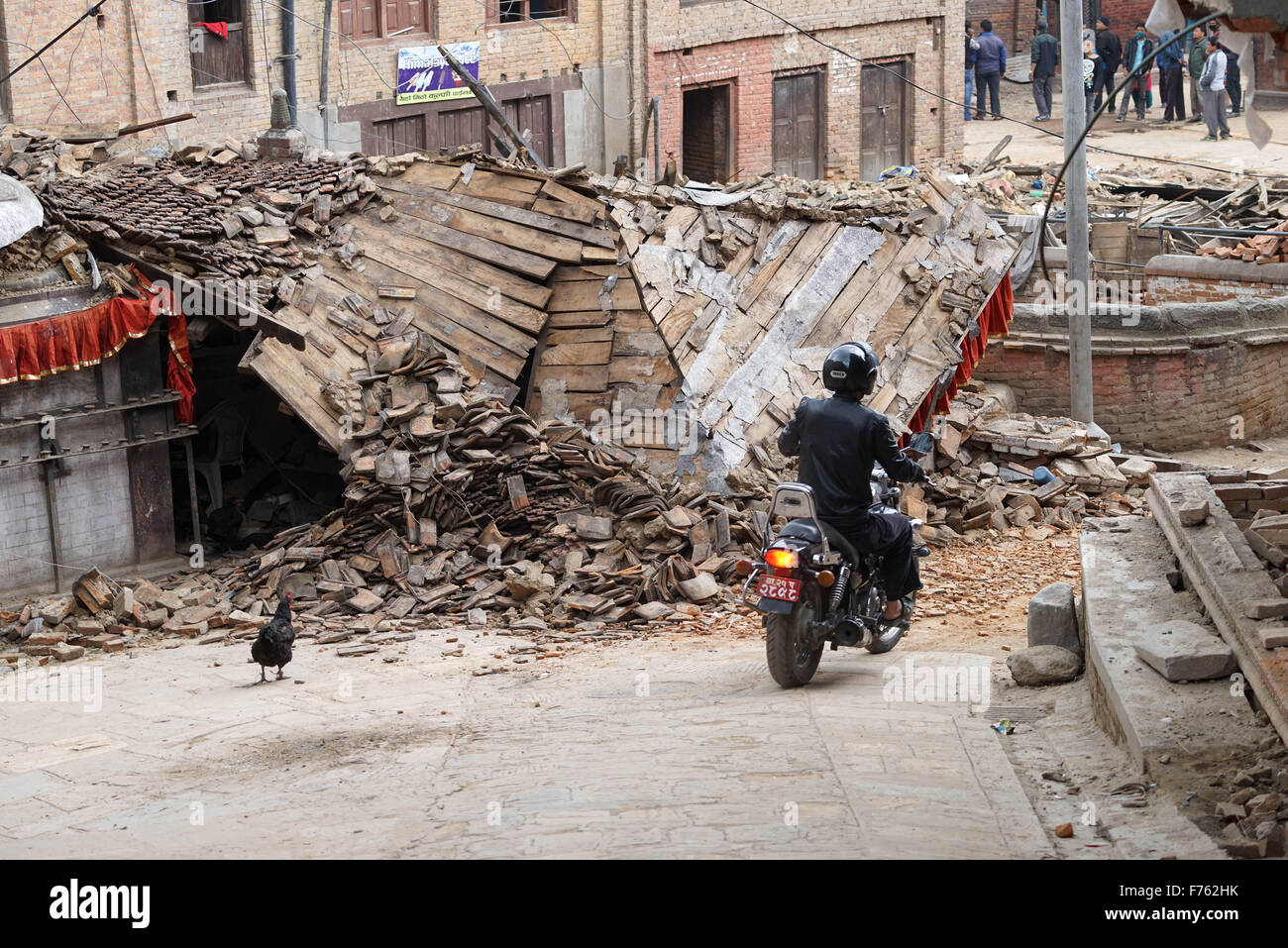 Building collapse city hi-res stock photography and images - Alamy