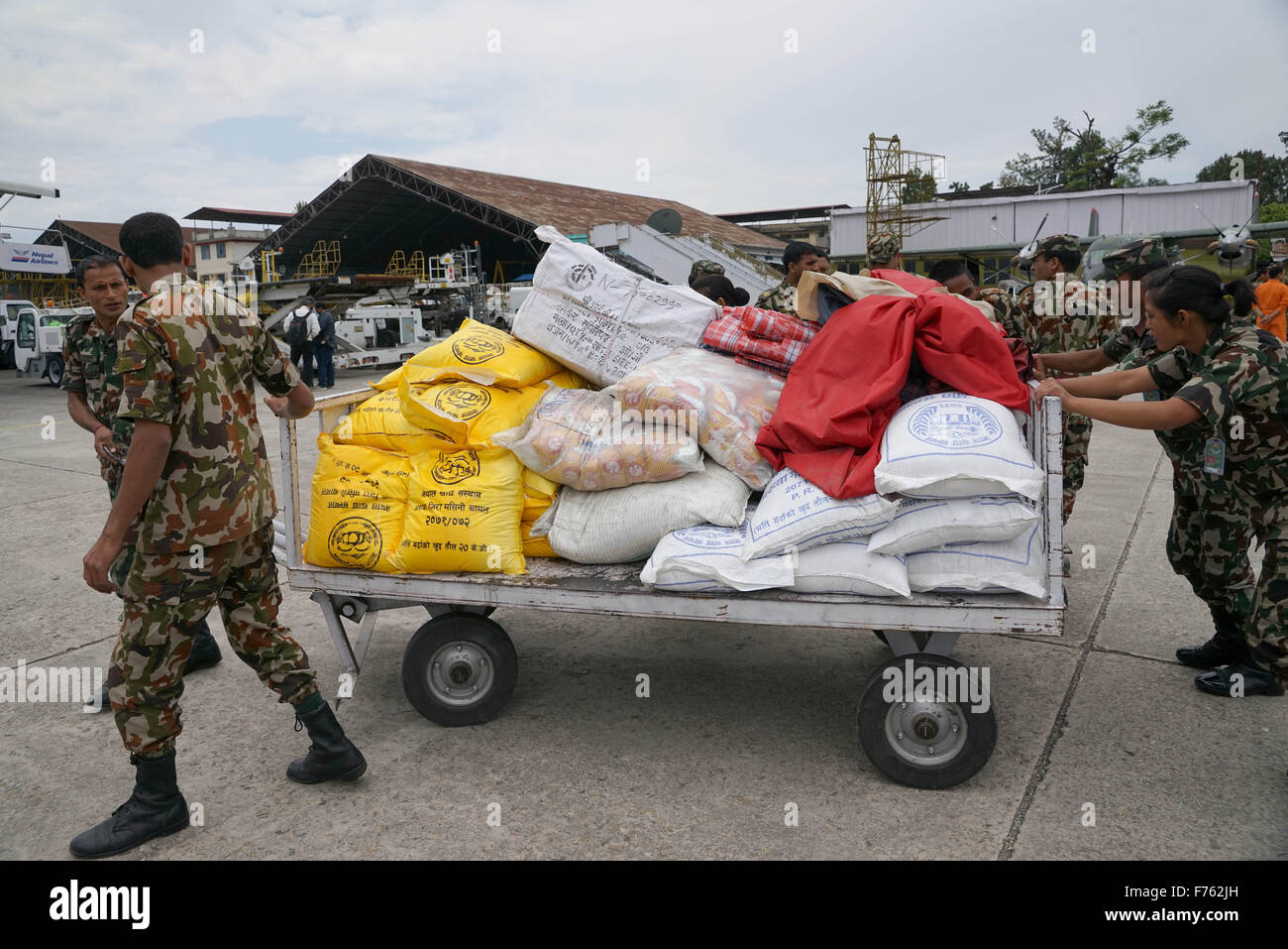Army unload relief material distributed earthquake affected, nepal ...